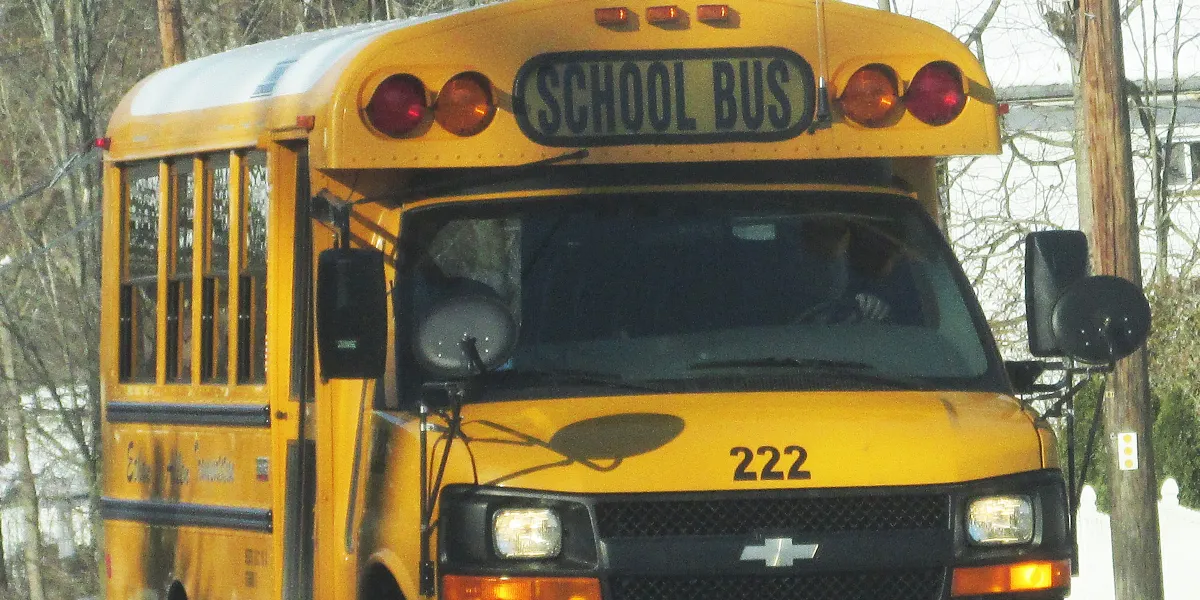 I Noticed a Little Boy Crying in a School Bus, and I Jumped in to Help ...